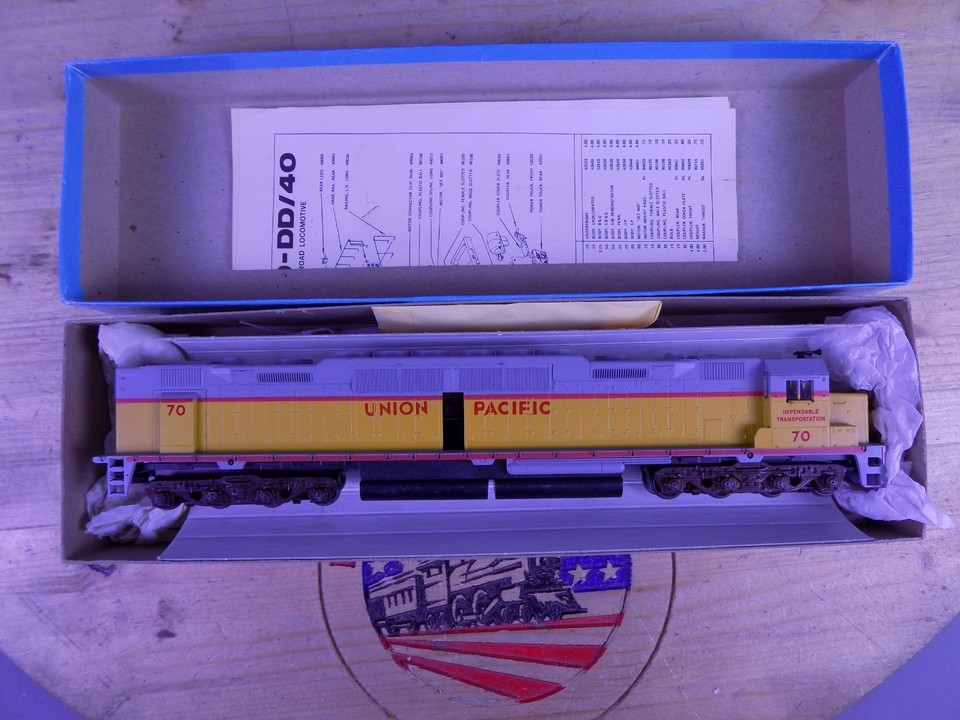 Athearn HO Scale Union Pacific DD-40 Single Motor Needs Work Lot #O97 ...