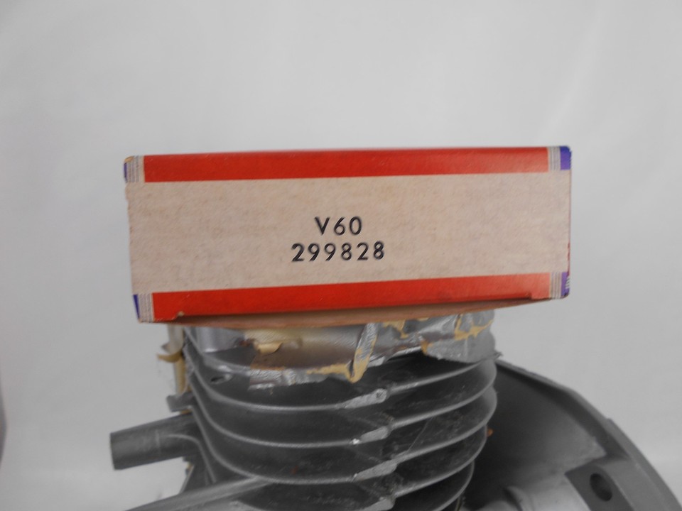 NOS Briggs & Stratton 299828 V60 Vertical Shaft Short Block Engine No ...