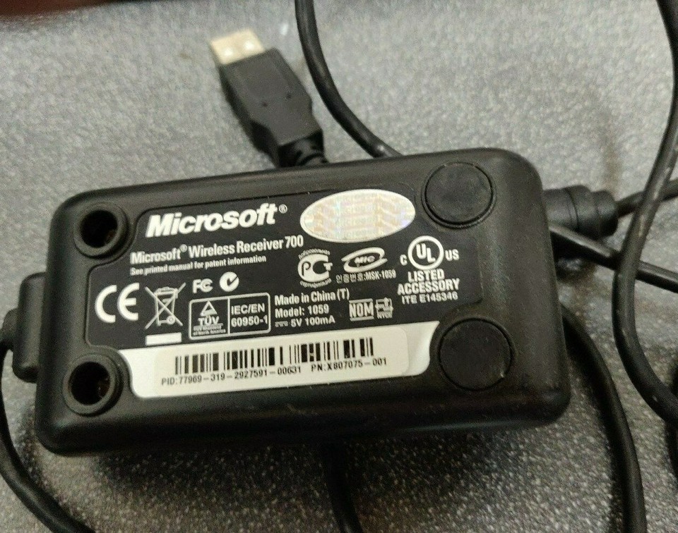 2x Microsoft Black USB Wireless Receiver 700, Model: 1059 ; P/N ...