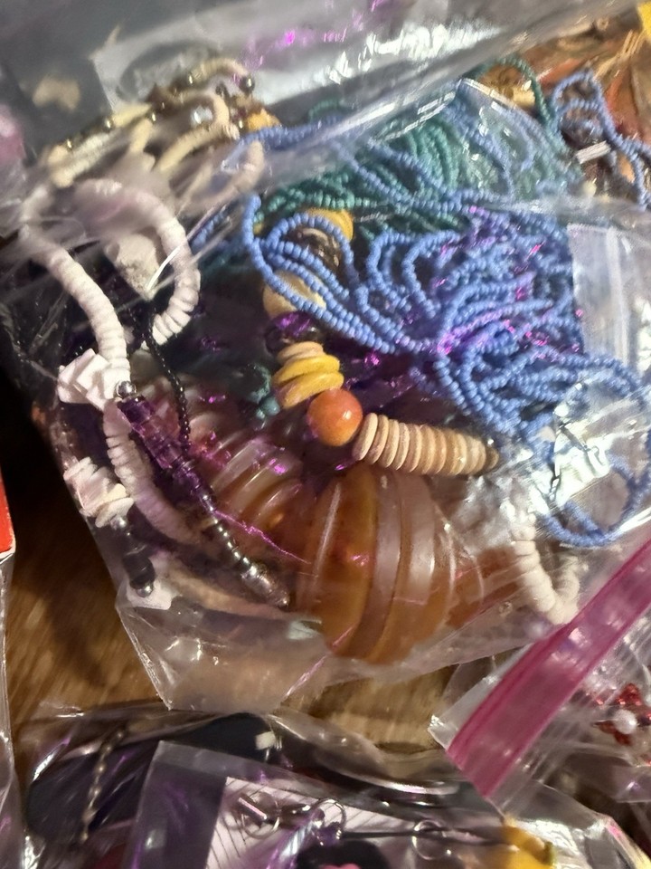 Huge Jewelry Lot!!! Craft, Repair, Broken, Beads N Everything Else 12 ...