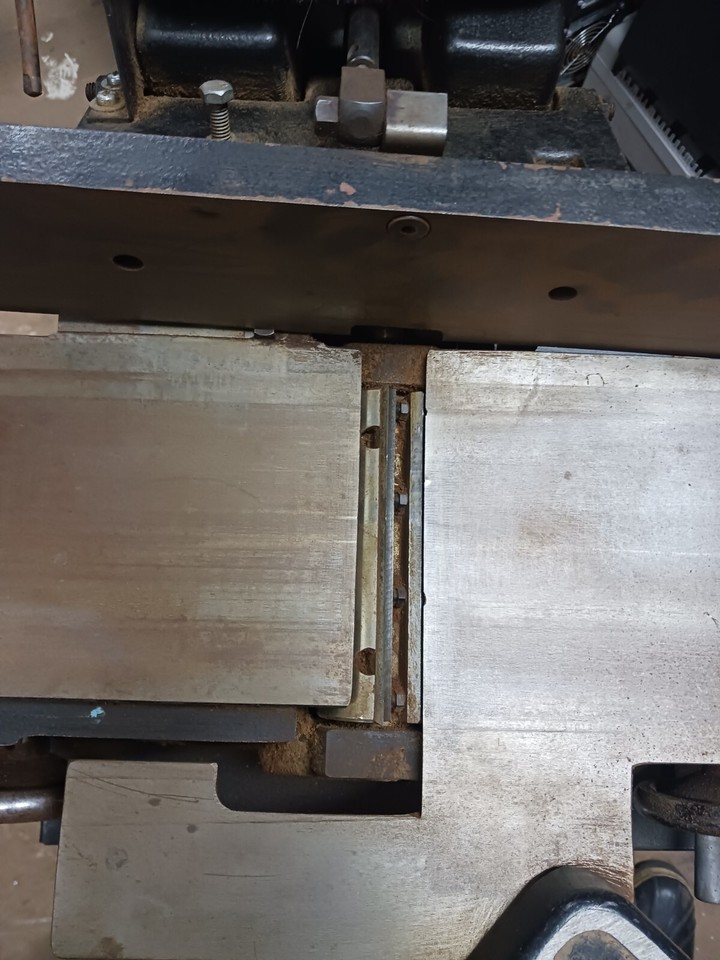 Vintage American Machine & Tool Co Inc 6” AMT Jointer with Stand ...