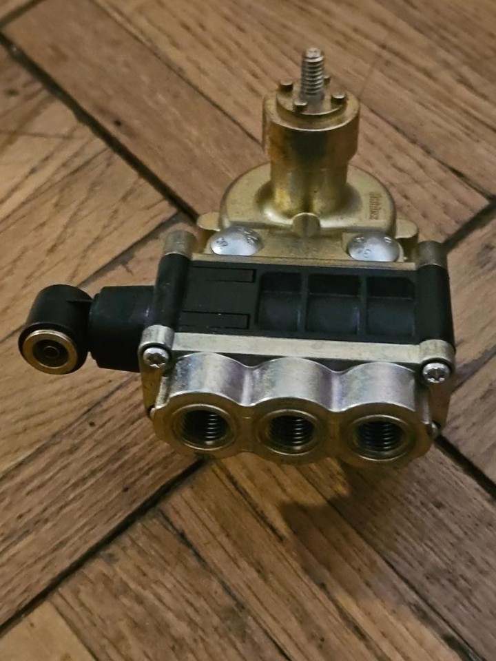 Haldex Height Control Valve with Dump - 90554950 ***SEE DESCRIP**** | eBay