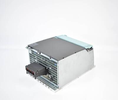 Siemens 3AC 380-480V 50/60Hz 133A 6SL3136-7TE28-0AA3 ( 6SL3 136-7TE28 ...