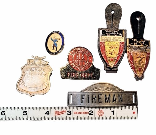 Firefighter Badge Lot Intl Sapeurs Pompiers RFD Museum Fire Dept ...