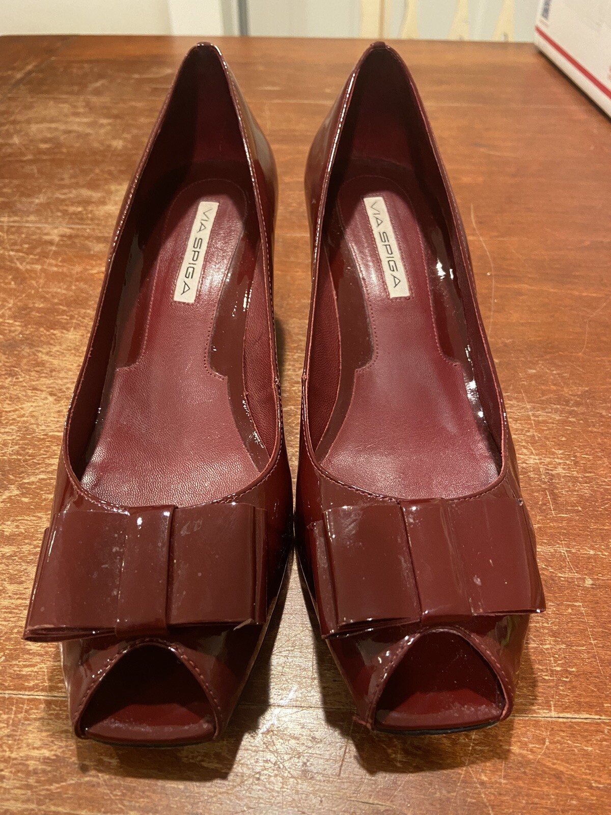 Via Spiga Cranberry Maroon Peep Toe Patent Leather Pumps Heels Shoes 9M ...