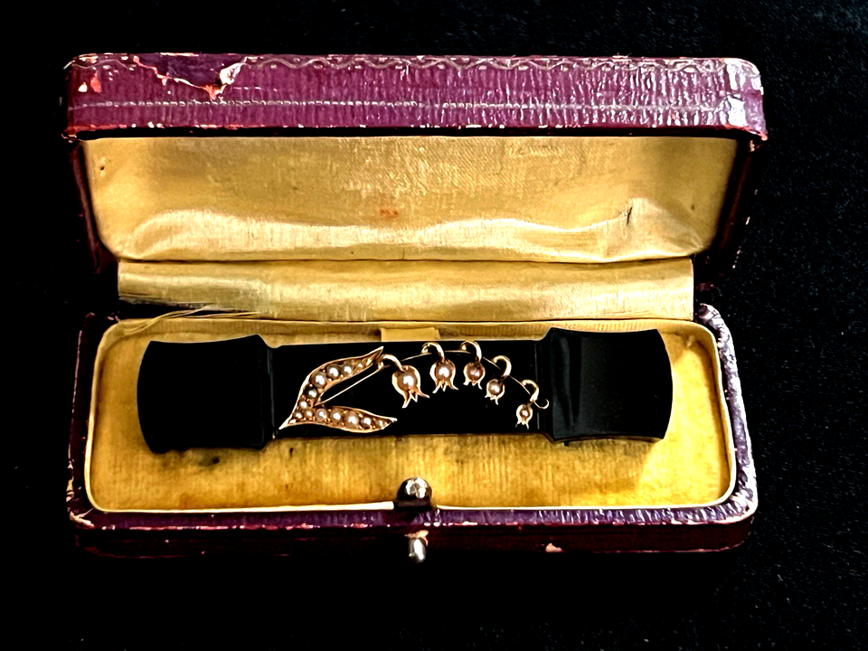 ANTIQUE VICTORIAN 14K GOLD, SEED PEARLS & BLACK ONYX 2 7/8in LONG BAR ...