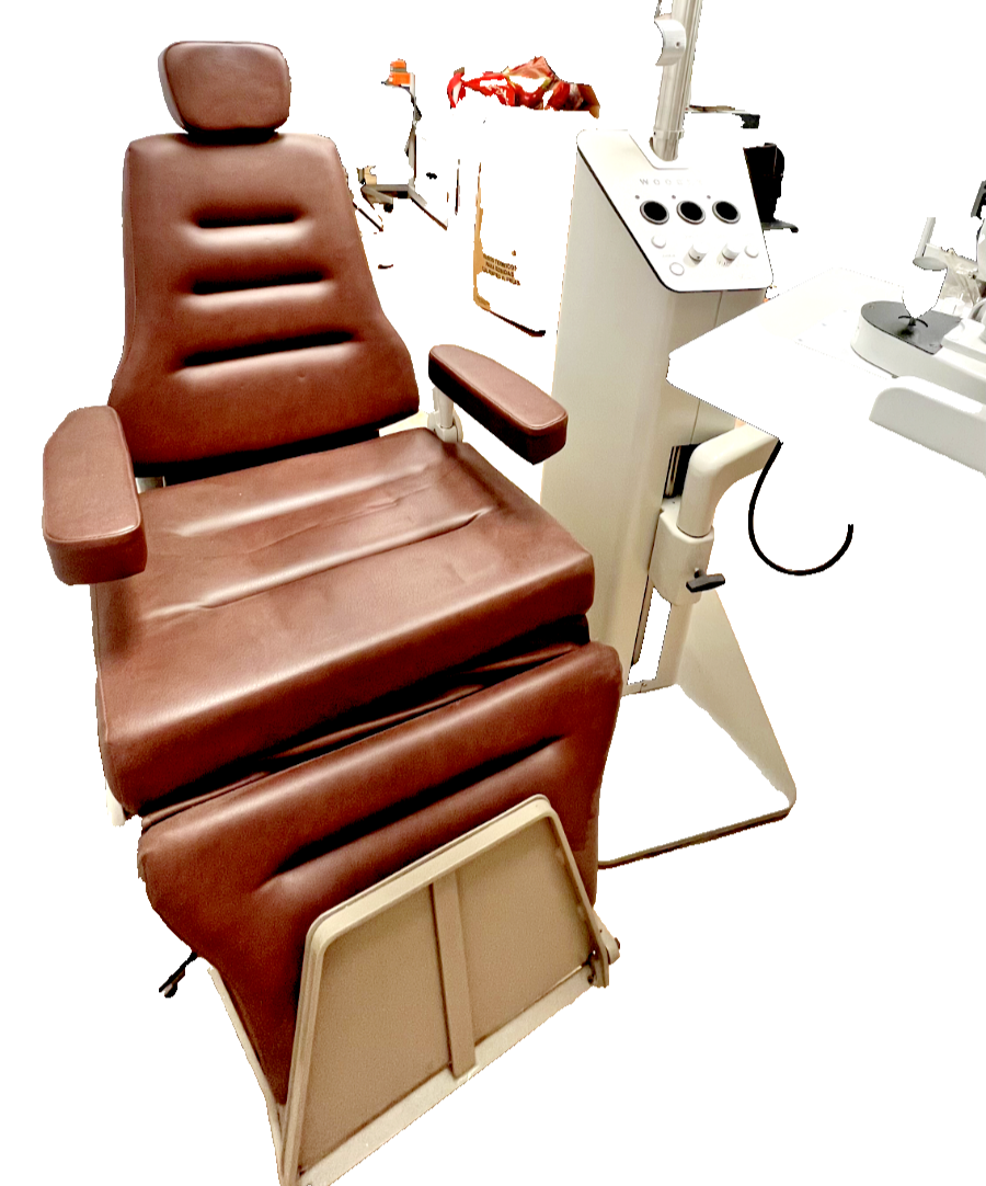 Woodlyn Deluxe Handicap Accessible Lane Package - Optometry Chair ...