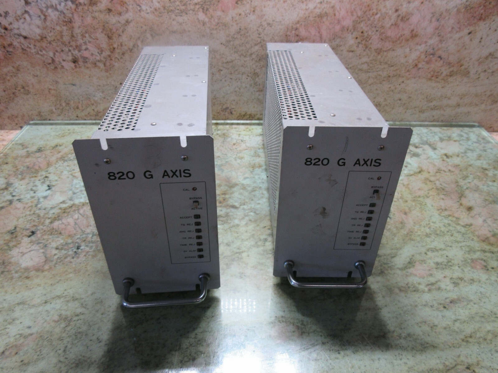 FEC CONTROLLER SERVODRIVE MODEL 820G AXIS 0482 EM-351 J/1255 820GAXIS ...