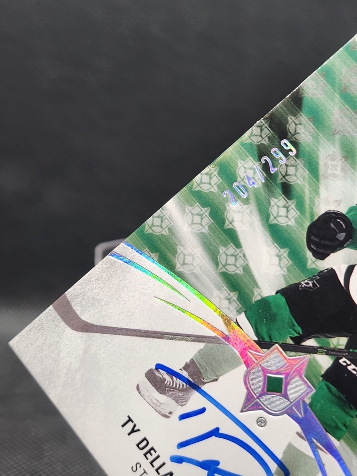 734@ 2020-21 UD Ultimate Collection Ultimate Rookie Ty Dellandrea #153 ...