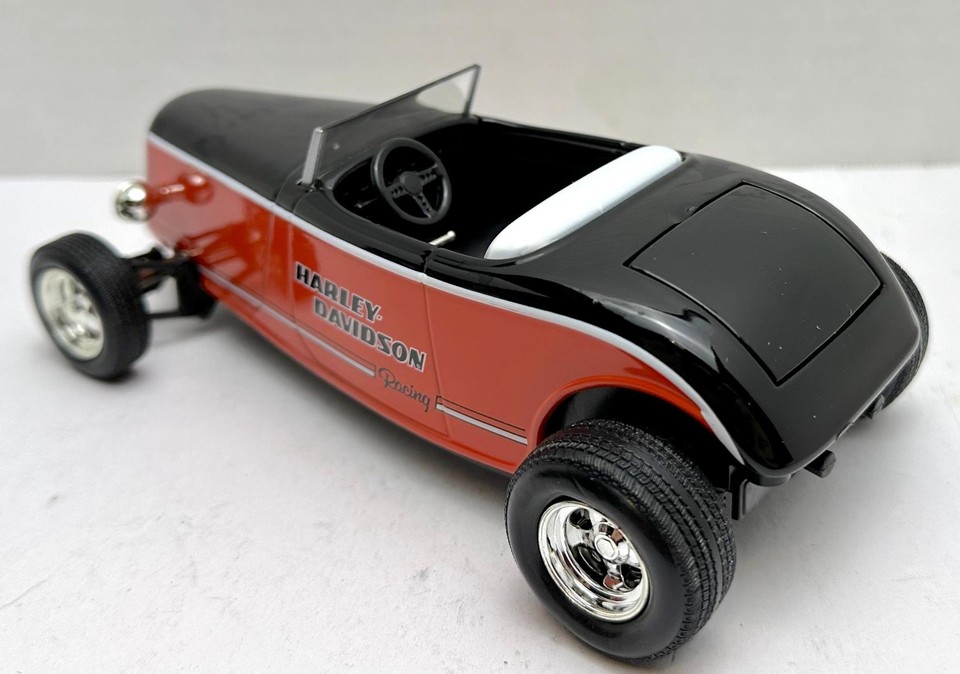 Harley Davidson Racing 1934 Ford Street Rod Replica 1:25 Scale Diecast ...
