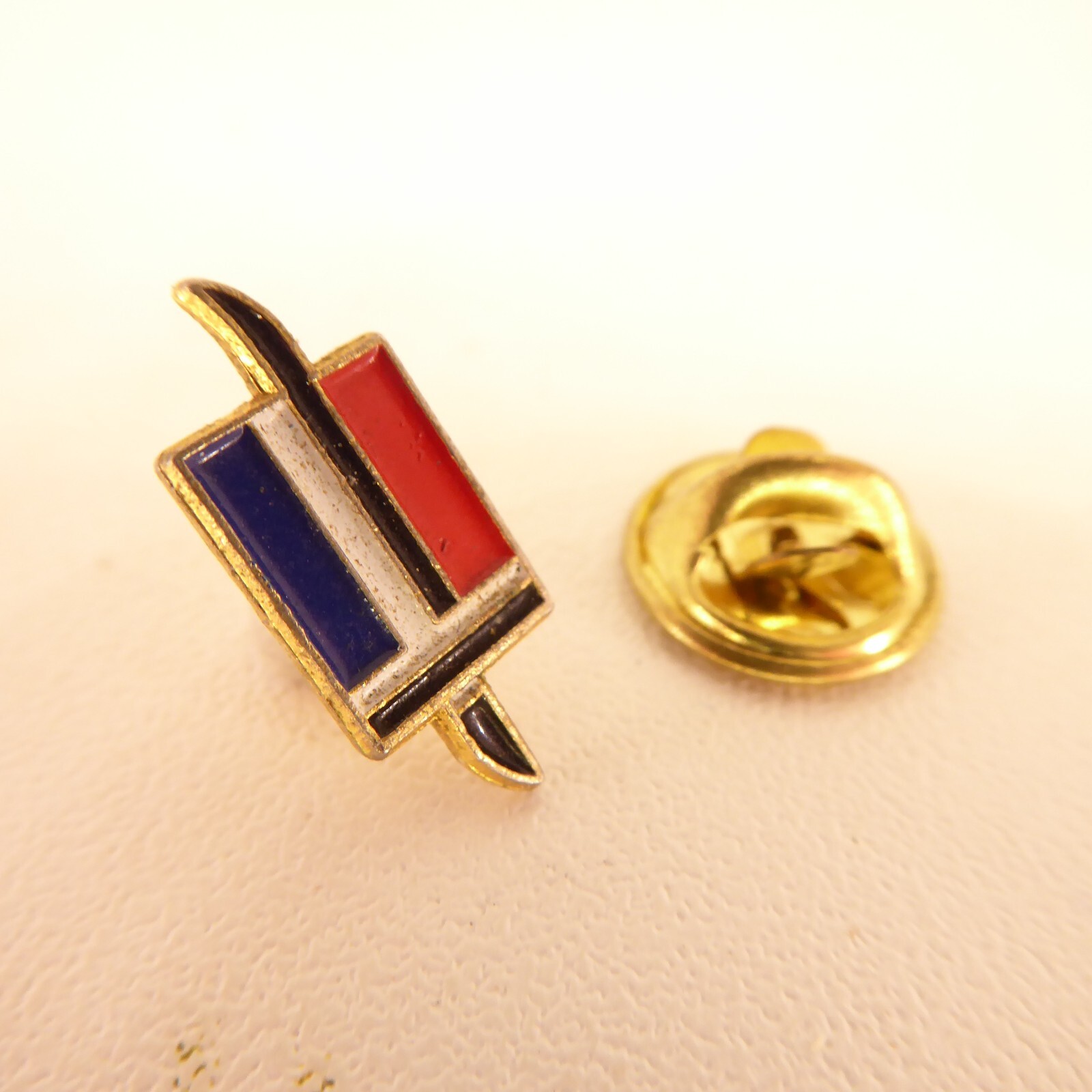 Pin's Pins Pin Badge - ARMEE MILITAIRE - ARMEE DE TERRE - | eBay