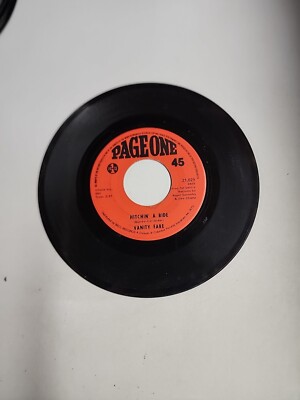 Vanity Fair - Hitchin a Ride - Page One (45RPM 7”)(AA66) | eBay