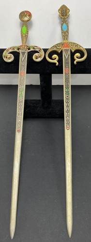 Walt Disney World The King's Gallery Souvenir Swords Lot of 2 18 ...