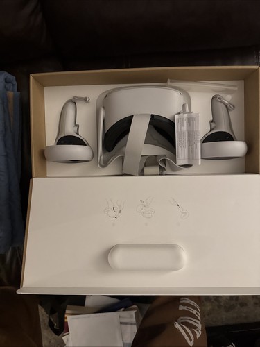 Oculus Quest 2 128GB; Used Twice Since I Bought It. I Can’t Find The ...