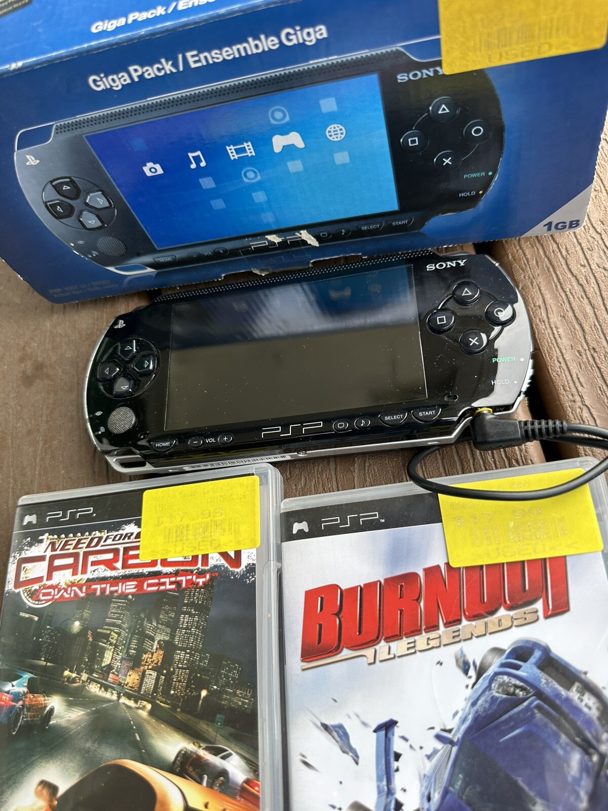 Sony PSP 1001 With Two Games - Works - Needs New Battery 711719850908 ...