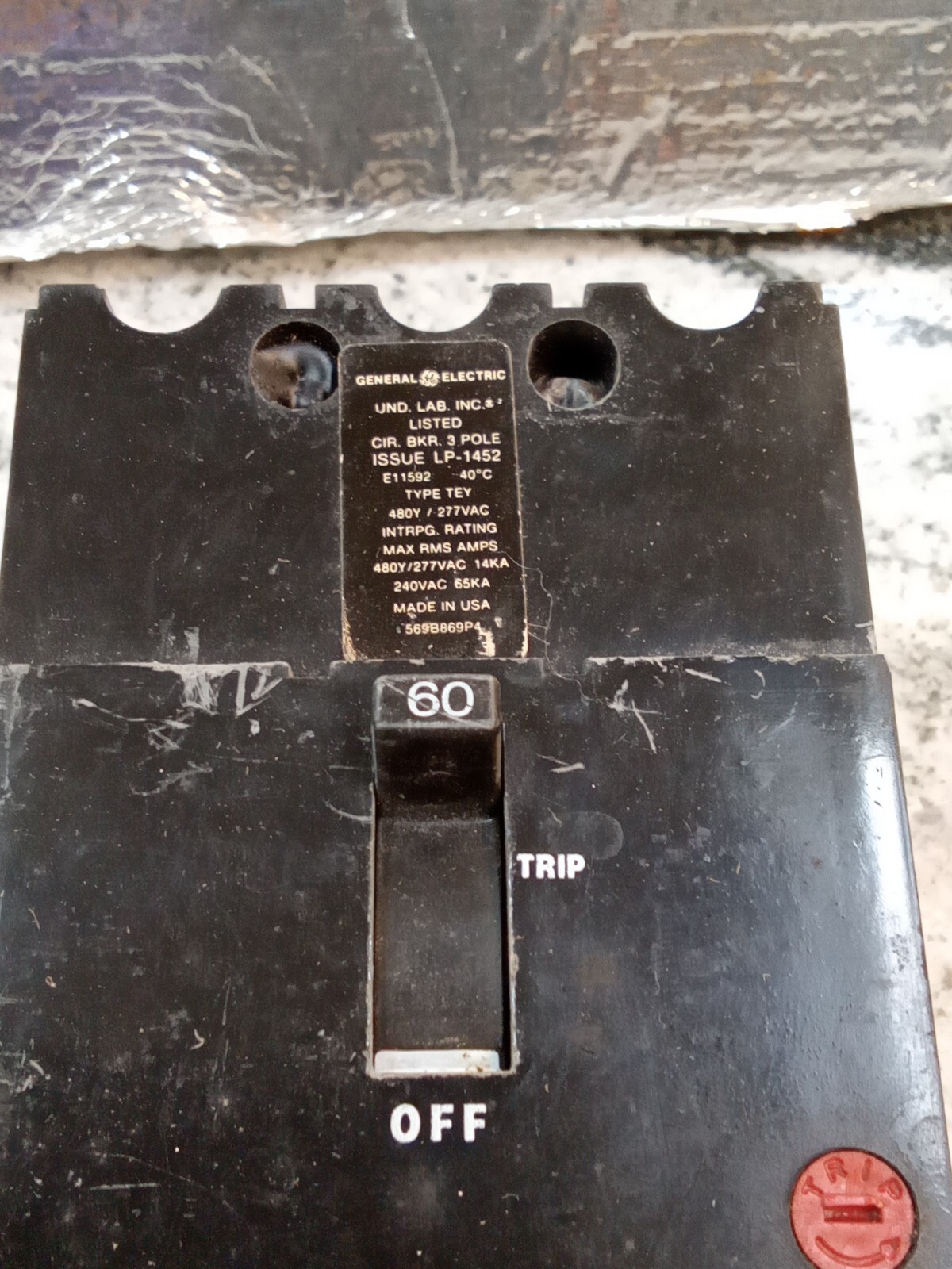 GE TEY360 60AMP, 3POLE 480Y-277VA, Bolt-On Type TEY ,E11592 Breaker ...