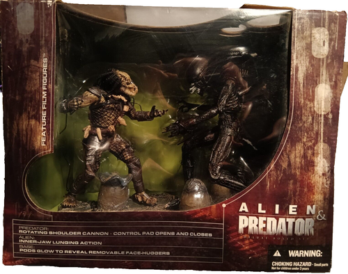 Alien & Predator Deluxe Boxed Set McFarlane Toys Movie Maniacs 5 New | eBay