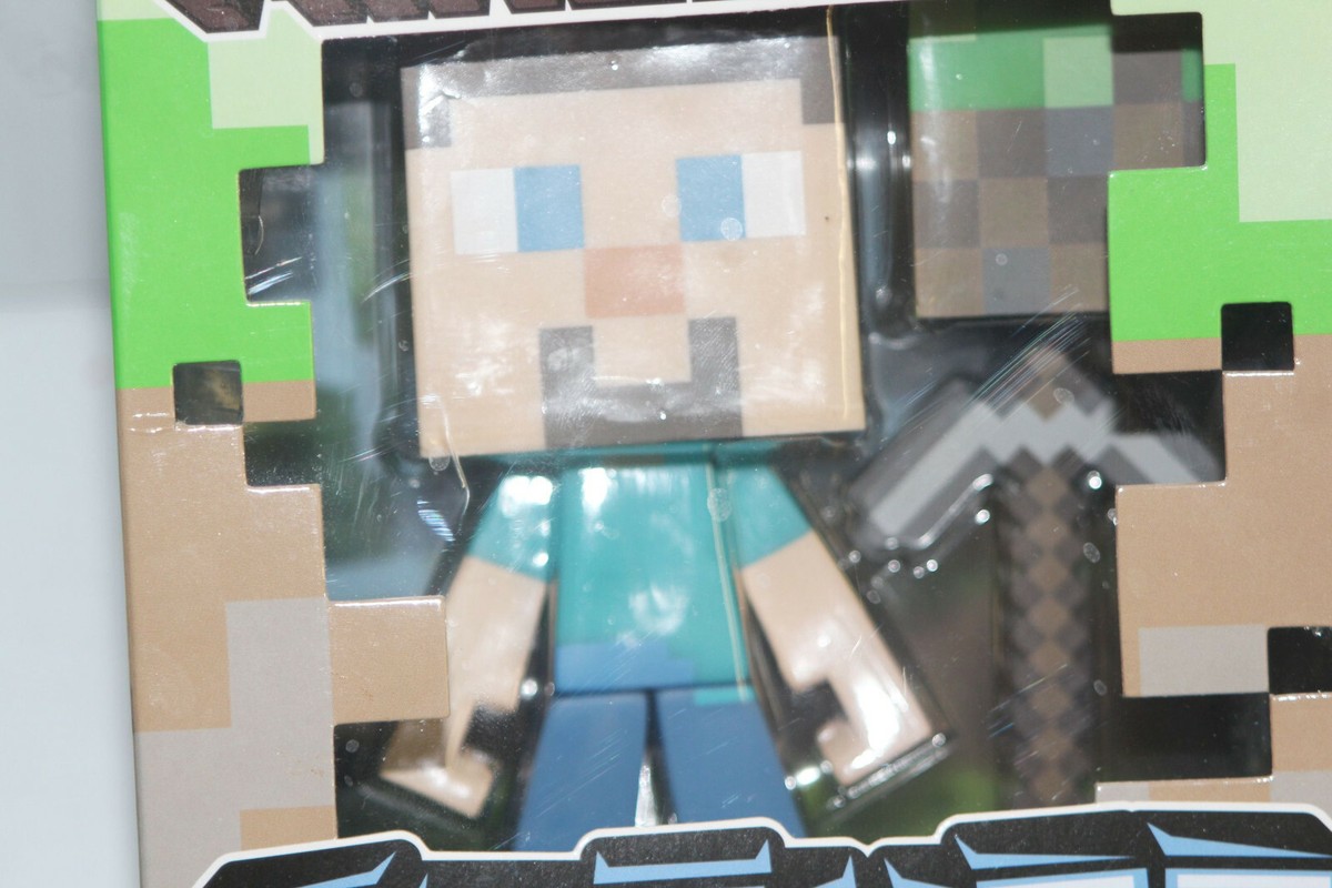 Jinx Minecraft Steve Vinyl Figure