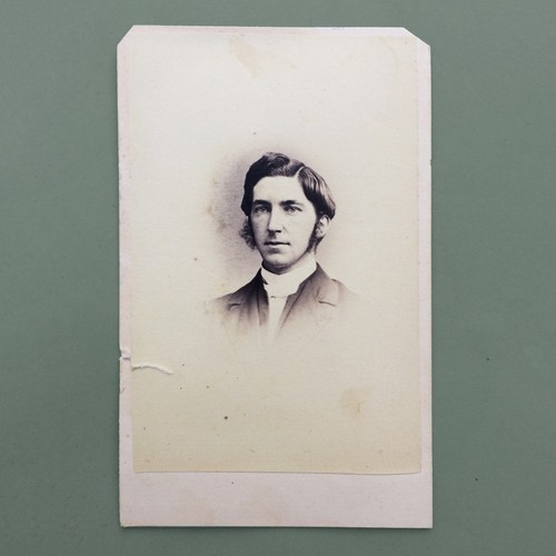 1860s CDV PHOTOGRAPH, A HANDSOME YOUNG MAN IN SUIT AND CRAVAT ...