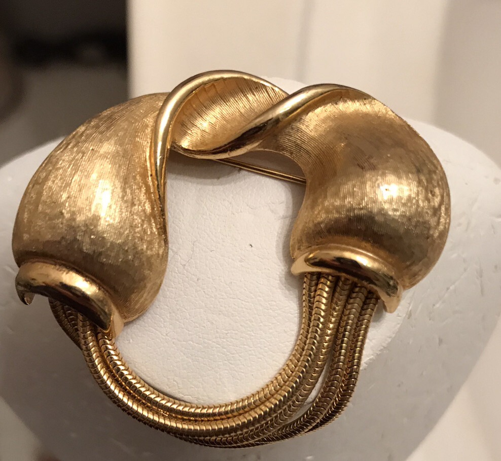 Vint. Art Twisted Scroll Design W/5 Dangle Snake Chai… - Gem