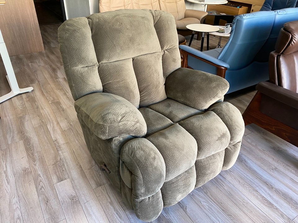 Catnapper Cloud 12 Manual Lay Flat Chaise Rocker Recliner - Sage Green ...