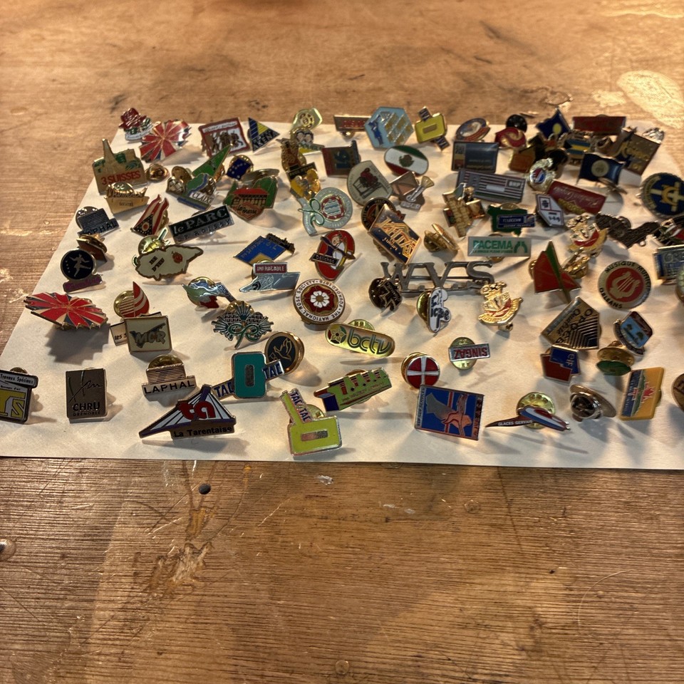 Classic Vintage Large Lot Off Mixed Pin Badges To Many To List Job Lot ...