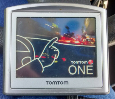 TomTom One 3rd Edition 1GB Car GPS with Car Charger Adapter Bundle ...