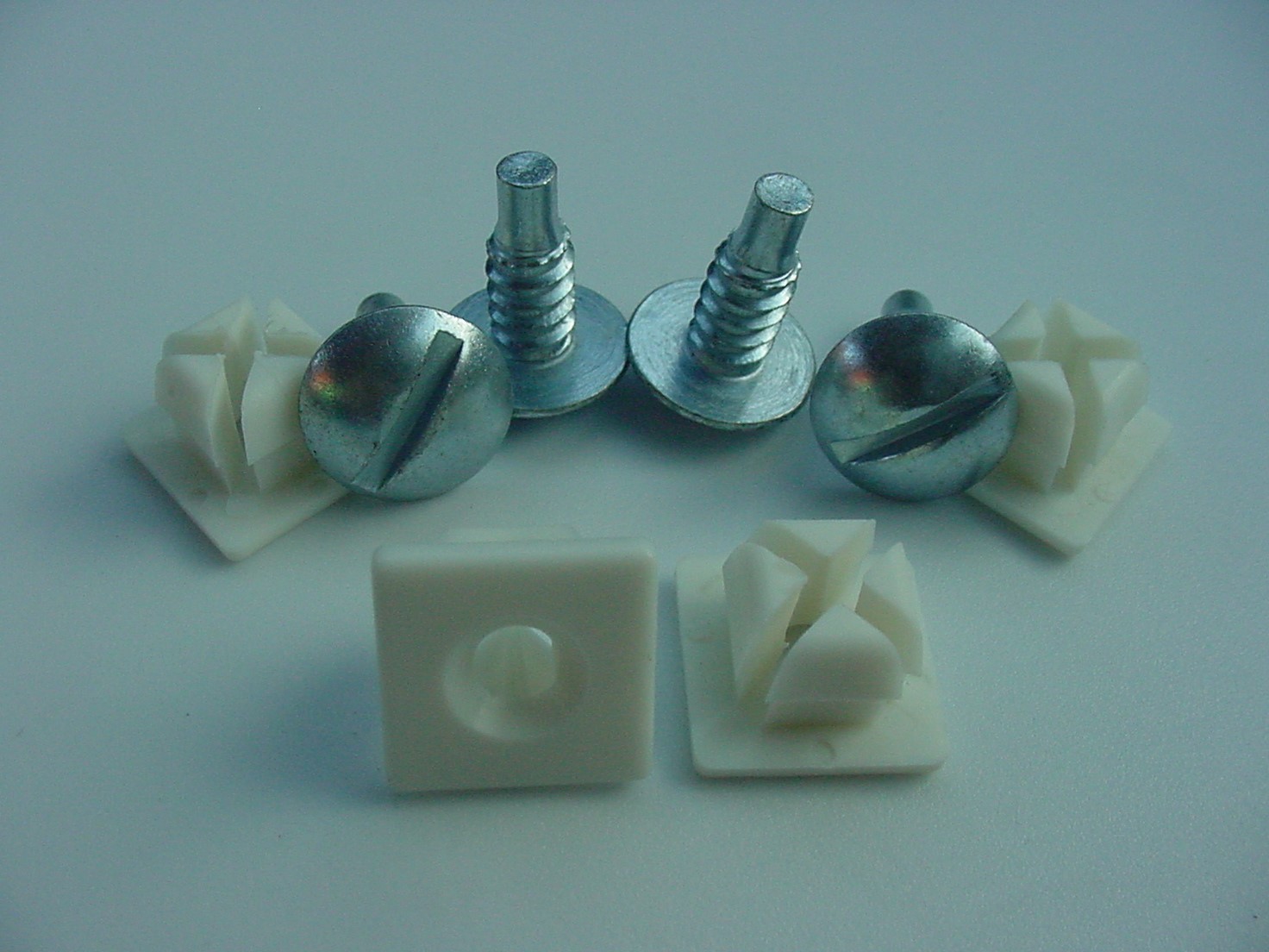 4 Chevrolet GM Nylon License Plate Frame Tag Screws Bolts Fastener Car ...