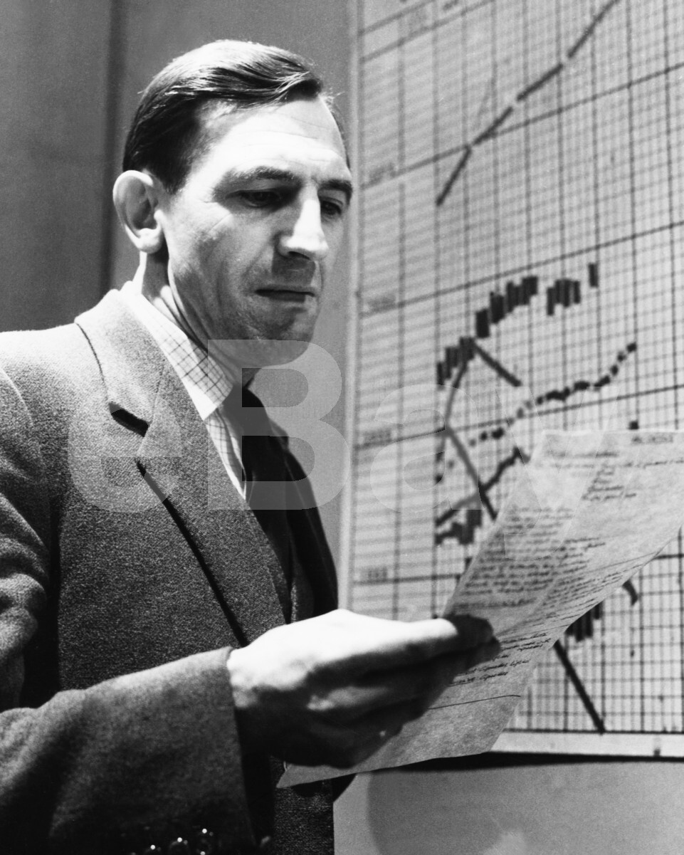 Z Cars (TV) Leonard Rossiter 10x8 Photo | eBay