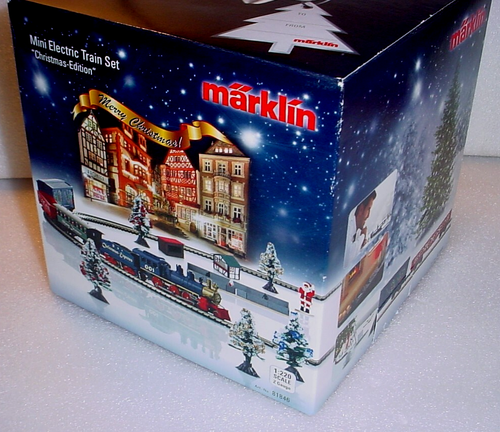MARKLIN # 81846 Z Mini Electric Train Set Christmas Edition 4-6-0 Steam ...