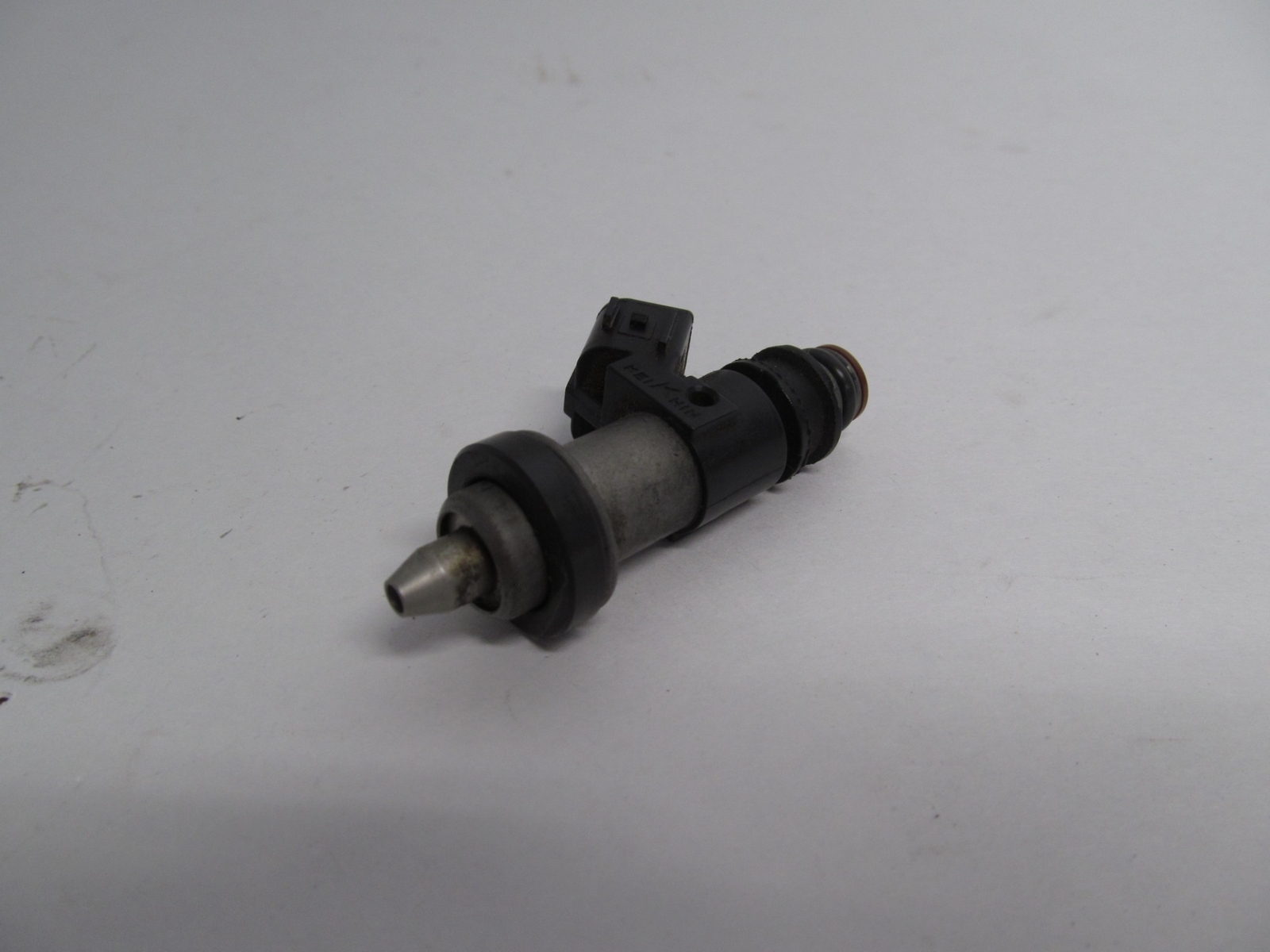 2004 TRIUMPH DAYTONA 600 ENGINE FUEL INJECTOR 1 | eBay