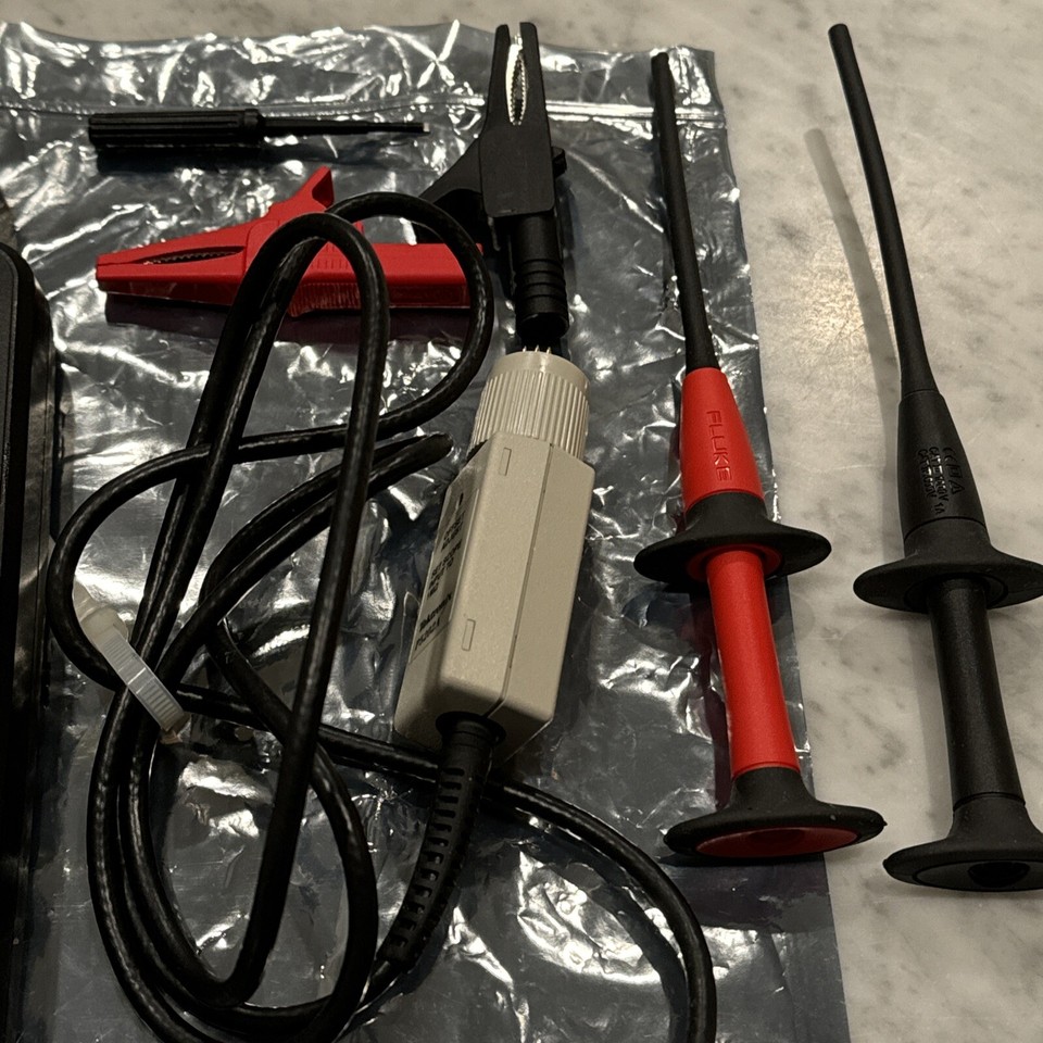 Tektronix P5202A High Voltage Differential Probe 100MHz- Tested- W ...