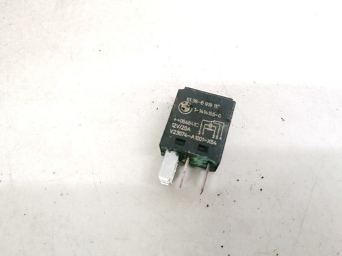 61366919113 1-1414165-0 a1001-x64 Relay module for BMW 3-Series ...