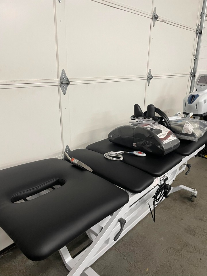 TRITON DTS Decompression Table Chattanooga Traction Table Therapy TRT ...