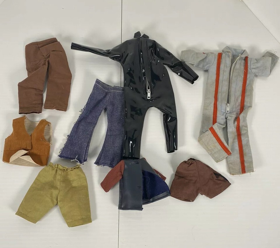 HASBRO GI JOE & LONE RANGER Clothes Guns and Footlocker VINTAGE 1964 | eBay