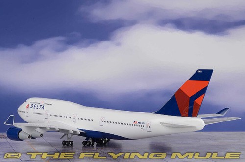 Daron SKR508 SkyMarks Delta 747-400 With Gear for sale online | eBay