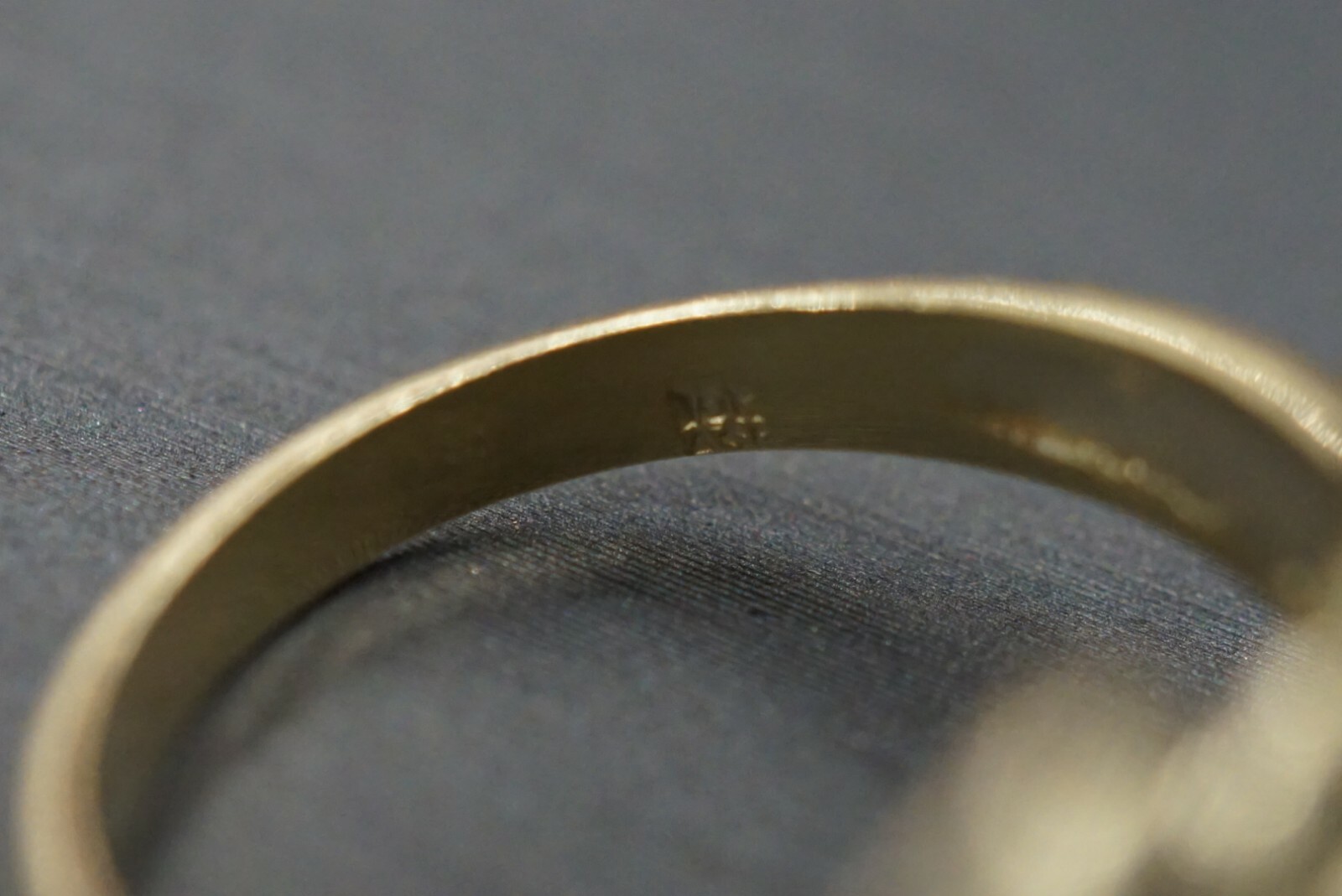 10K Solid Yellow Gold Diamond Cut UZI Machine Gun Ring. Size 8.25 | eBay