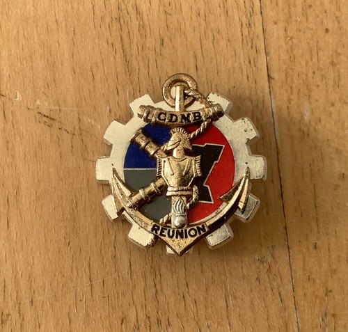 INSIGNE METAL DE COMMANDEMENT DE LA DIRECTION DES MATÉRIELS ET ...