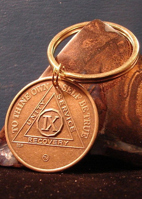 Alcoholics Anonymous AA 9 Year Keychain bronze medallion coin ring key ...