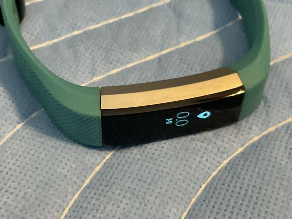 Fitbit Blue Women's Digital Sport Band Watch Health | eBay