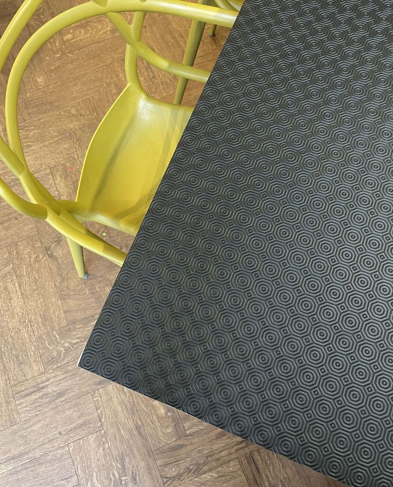 THICK TABLE PROTECTOR HEAT RESISTANT PLAIN FELT BACKED ANTI SLIP HEAVY ...