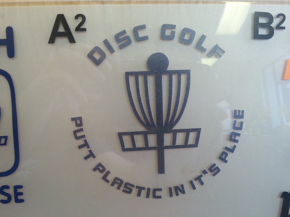 Disc Golf Vinyl Sticker Decal Putt Plastic | eBay