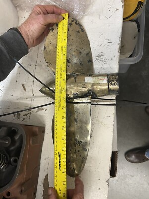 Maxi Prop 2 Blade 1 1/4" Shaft | 19" Diameter | Dial Your Own Pitch