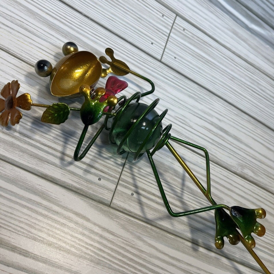 Mr. Wiggles Metal Frog Flower Garden Pick Frog Orange Flower Garden ...