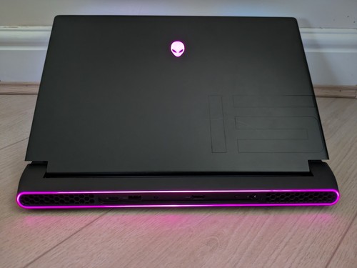 ALIENWARE M15 Gaming Laptop Fast Ryzen 7 5800H, RTX 3060, 1TB SSD ...