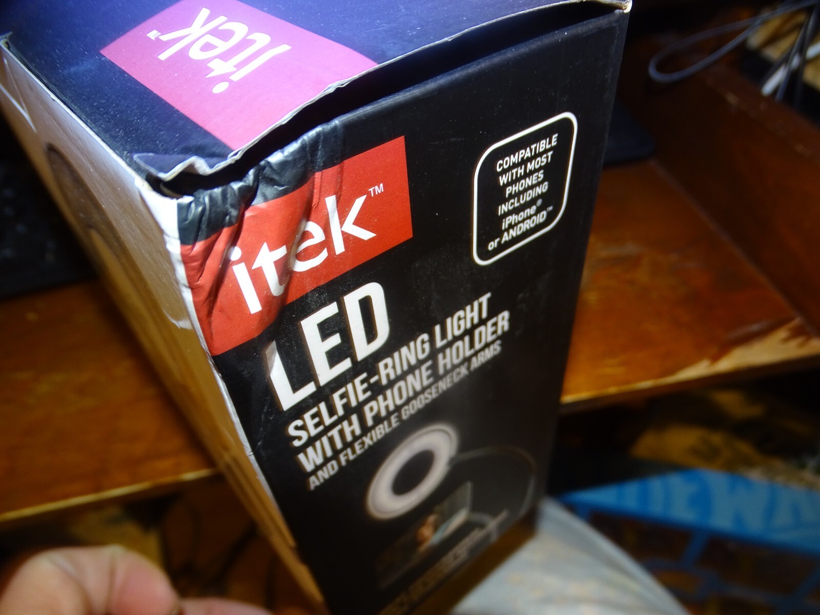 Itek LED Selfie Ring Light with Phone Holder & Flexible Gooseneck Arms ...