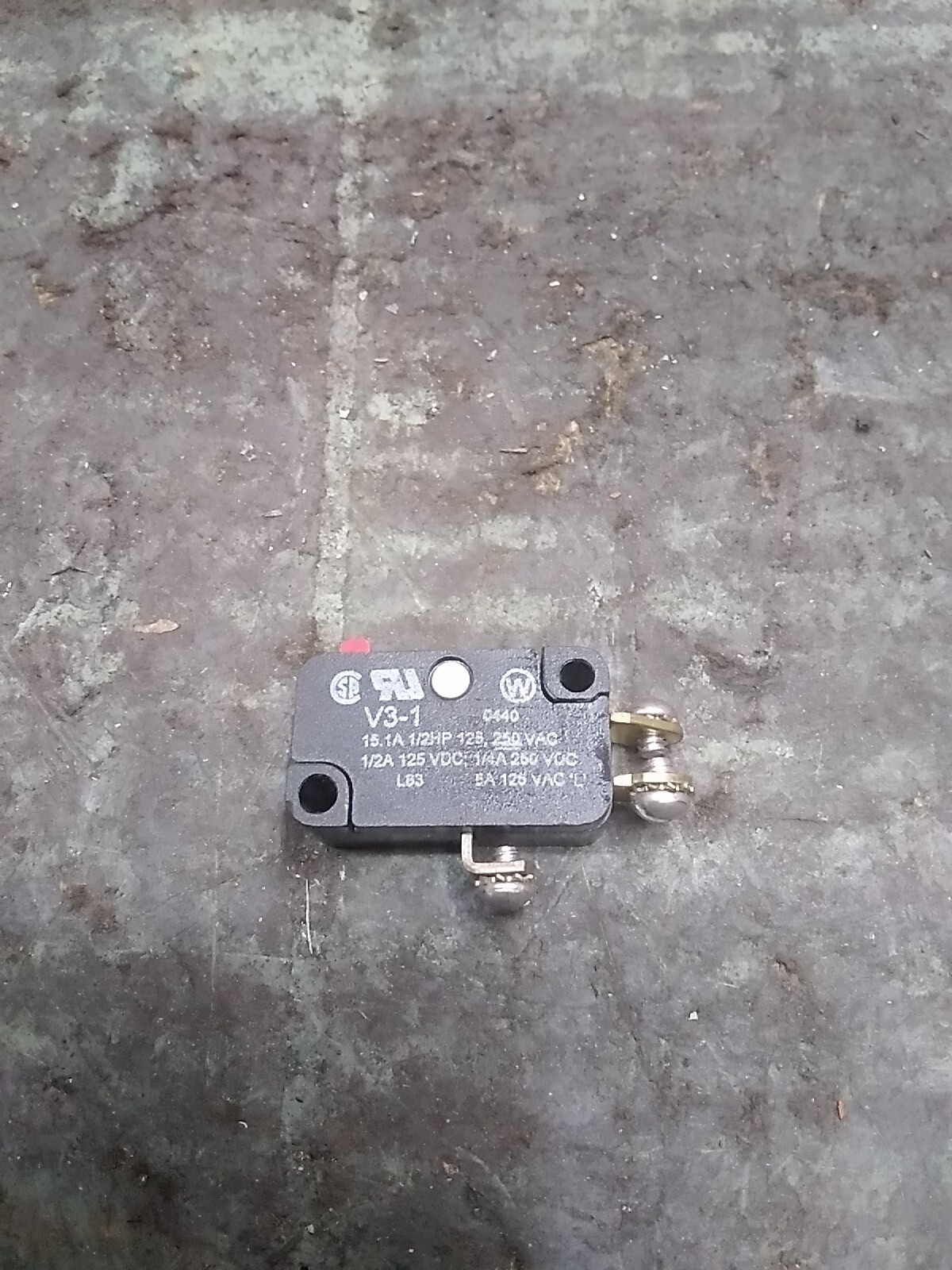 UND LAB INC V3-1 MICRO SWITCH MINATURE BASIC SWITCH V3 SERIES | eBay