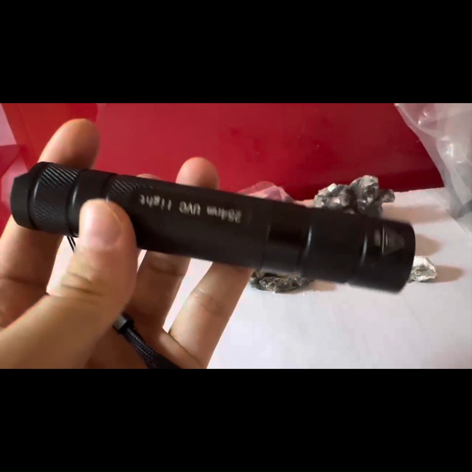 Rechargeable Powerful Shortwave 254nm UVC LED Flashlight SW UV Torch ...