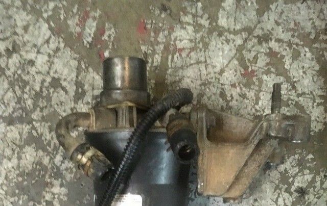 2006-2010 97357475 LBZ LMM 6.6l Duramax Fuel Filter Housing Primer for ...