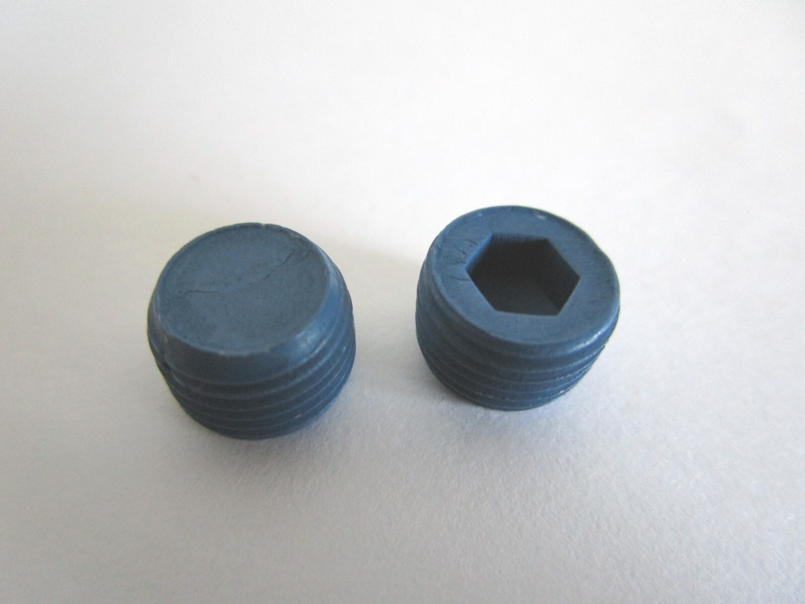 AN932D2 Pipe Plug 1/8" Recessed Hex 13/32" O.D. Aluminum - Lot of 2 | eBay